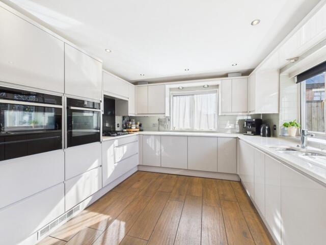House 5 Bedroom For Sale Northampton Northamptonshire 592500 ES99162047