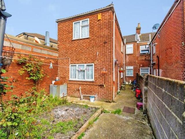 House 5 Bedroom For Sale Southampton Southampton 350000 ES101059658