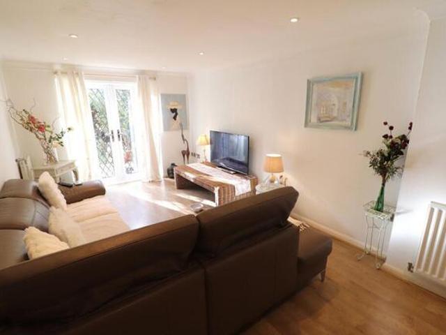 House 5 Bedroom For Sale Stevenage Hertfordshire 600000 ES98434504