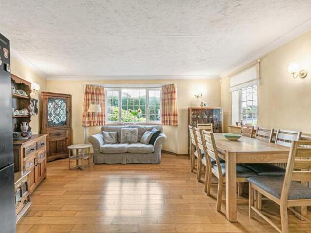 House 5 Bedroom For Sale Sunbury Surrey 825000 ES98118692