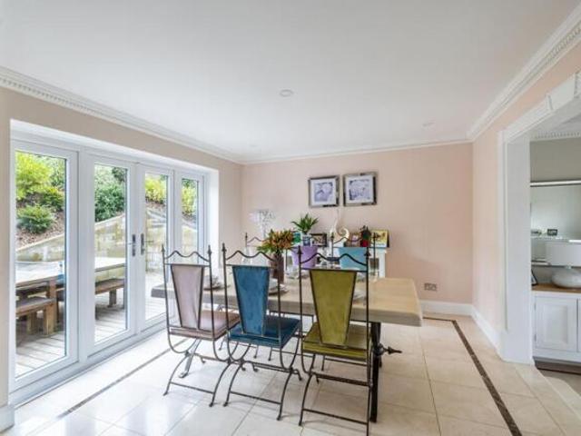 House 5 Bedroom For Sale Surrey Surrey 925000 ELS101856139