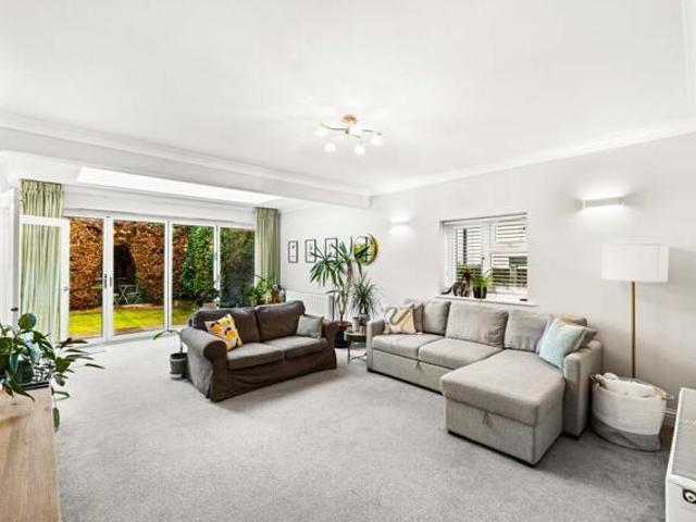 House 5 Bedroom For Sale Surrey Surrey 1000000 ES98834271