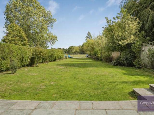 House 5 Bedroom For Sale Surrey Wokingham 1299000 ES99380717