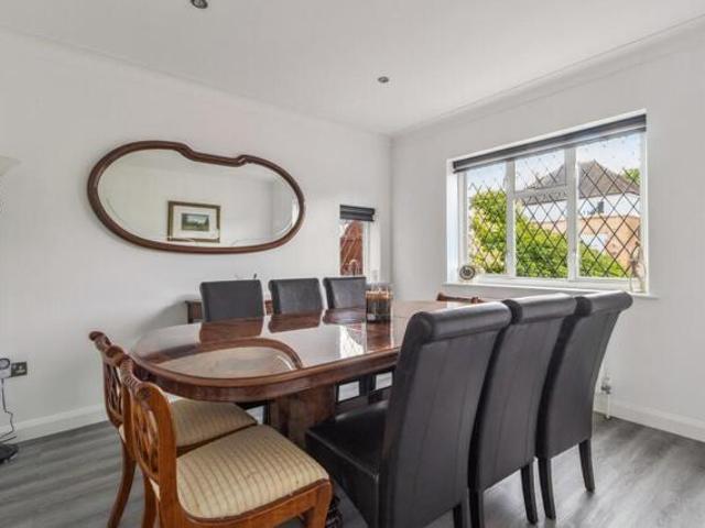 House 5 Bedroom For Sale Pinner Greater London 1240000 ES98649196