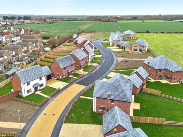 House 5 Bedroom For Sale Royston Royston 890950 ES99608288
