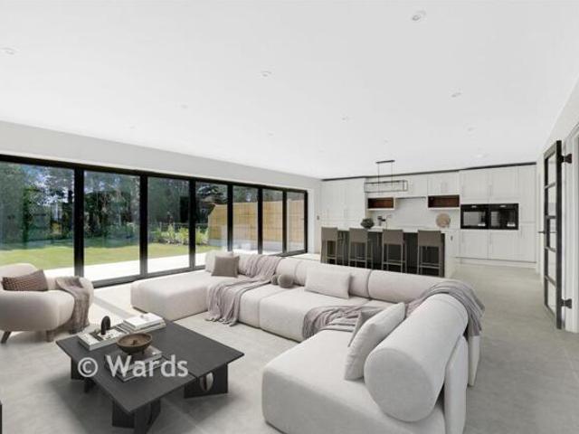 House 5 Bedroom For Sale Rainham Great London 1250000 ELS99523733