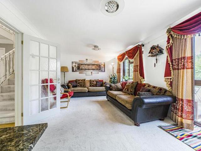 House 5 Bedroom For Sale Wokingham Berkshire 735000 ES99237255
