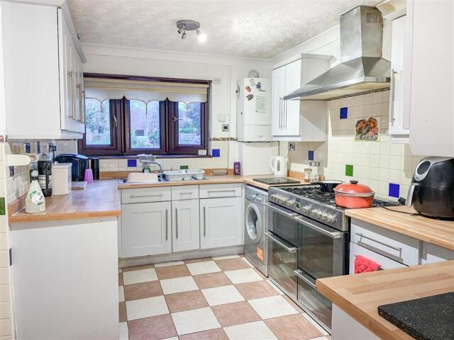 House 5 Bedroom For Sale Warrington Cheshire 260000 ELS100854834