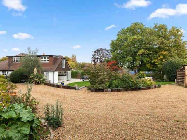 House 5 Bedroom For Sale Weybridge Surrey 1300000 ES99986225