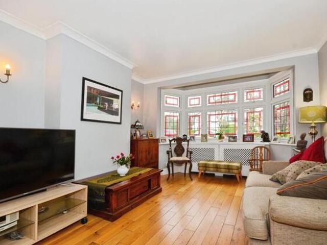 House 5 Bedroom For Sale Wembley Greater London 895000 ES101379040