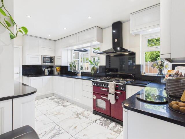 House 5 Bedroom For Sale Willaston Cheshire East 500000 ELS100855103