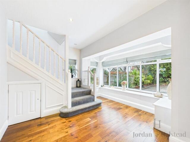 House 5 Bedroom For Sale Wilmslow Cheshire East 1300000 ES98687919