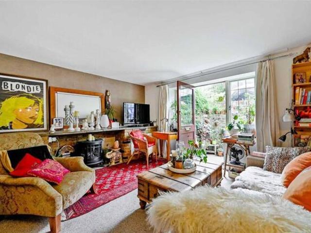 House 5 Bedroom For Sale Windsor Windsor And Maidenhead 1500000 ES98204485