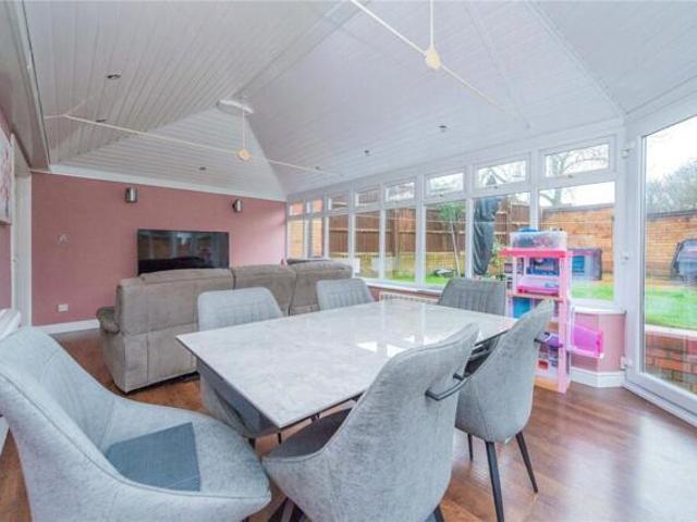 House 5 Bedroom For Sale Telford Telford And Wrekin 440000 ES100398646