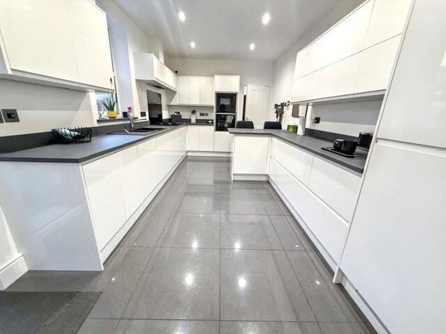 House 5 Bedroom For Sale Tynemouth North Tyneside 699950 ES101678589