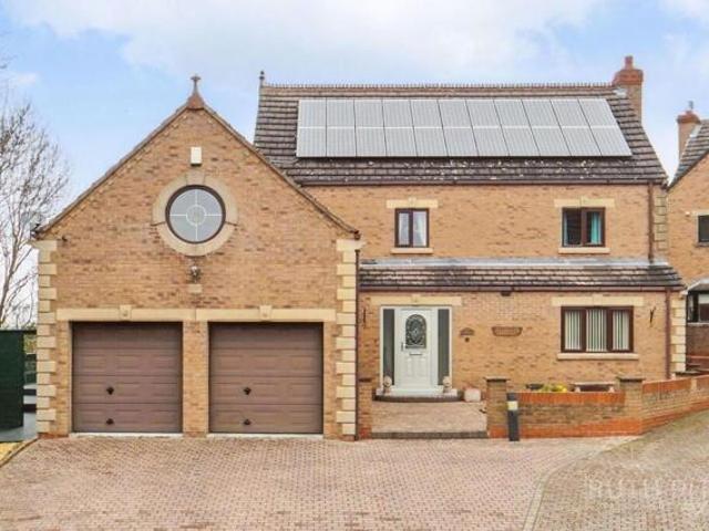 House 5 Bedroom For Sale Upton Wakefield 700000 ES99926401