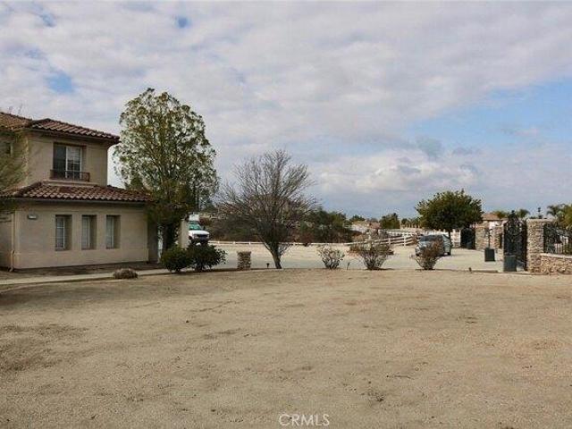 house 5 bedroom, Riverside CA 92504 DS88326933