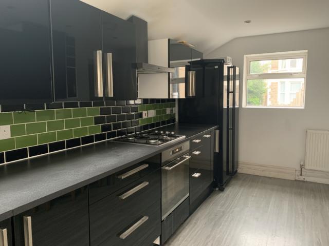 House 6 Bedroom For Rent Fishponds South West 3432 ELS98286208
