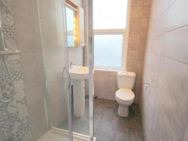 House 6 Bedroom For Rent Leeds West Yorkshire 477 ELS101507681