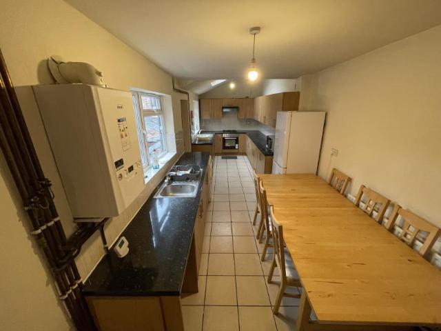 House 6 Bedroom For Rent Lenton East Midlands 2860 ELS98289374