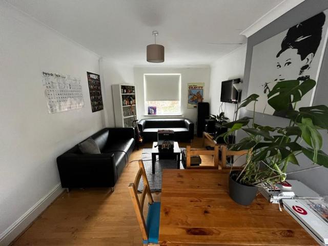 House 6 Bedroom For Rent Lenton East Midlands 3120 ES98286053