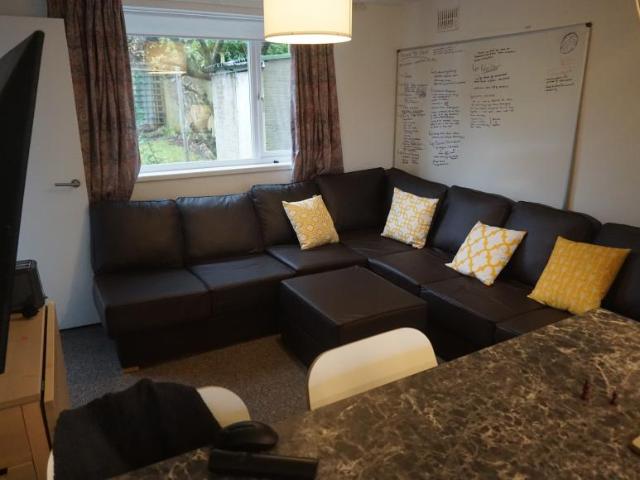 House 6 Bedroom For Rent Selly Oak West Midlands 2470 ES98286371