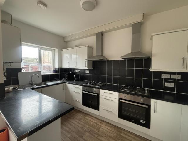 House 6 Bedroom For Rent Radford East Midlands 3380 ES98286198