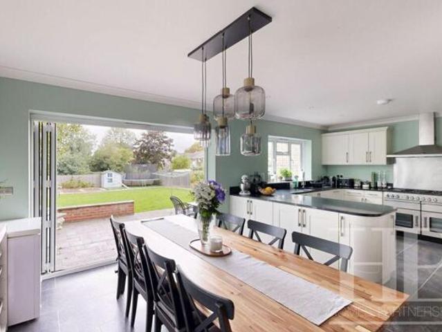 House 6 Bedroom For Sale Crawley West Sussex 875000 ELS98577888