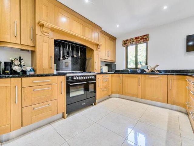 House 6 Bedroom For Sale Beaconsfield Buckinghamshire 2850000 ES100023848