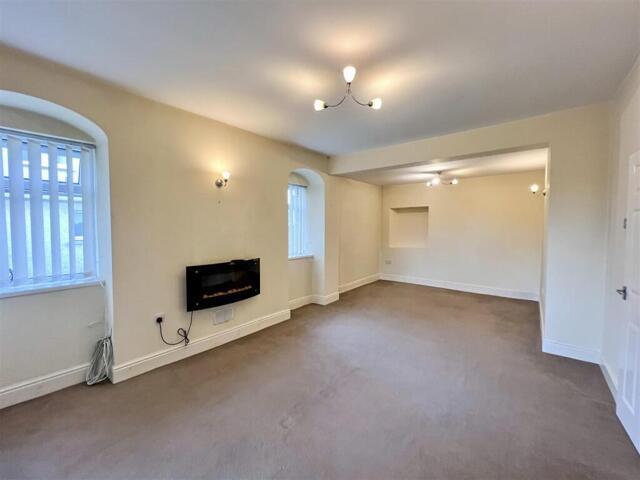 House 6 Bedroom For Sale Bridgend Bridgend 395000 ES98930288