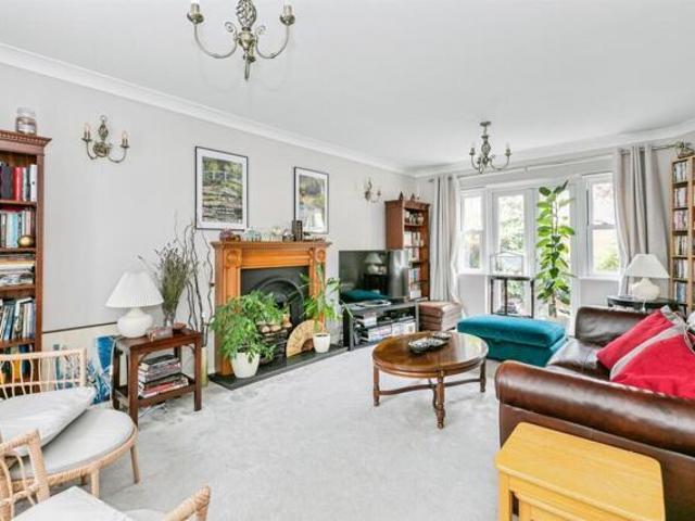 House 6 Bedroom For Sale Lower Cambourne Lower Cambourne 650000 ES99092692