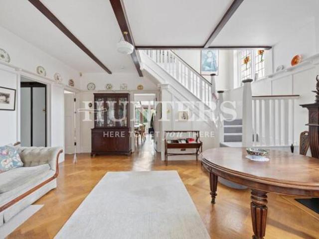 House 6 Bedroom For Sale London Greater London 2400000 ES99277803