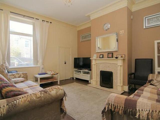 House 6 Bedroom For Sale North Yorkshire Bradford 295000 ELS99161967