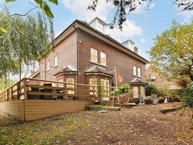 House 6 Bedroom For Sale Woodford Greater London 1450000 ELS101025658