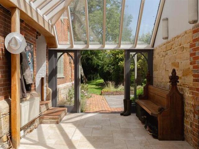 House 6 Bedroom For Sale Warninglid Warninglid 2250000 ES100058144