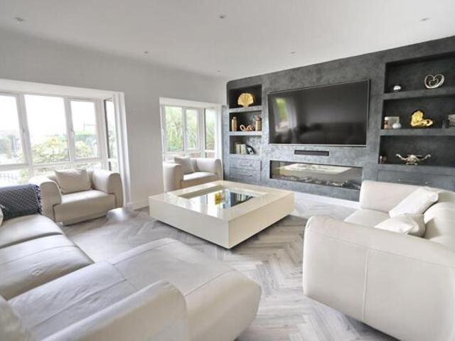 House 6 Bedroom For Sale Whitefield Bury 1000000 ES99290332