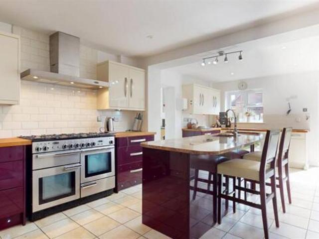 House 6 Bedroom For Sale Tattenhoe Buckinghamshire 675000 ELS98800979