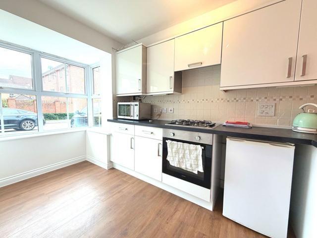House 6 Bedroom For Sale Uxbridge Greater London 550000 ELS101996151
