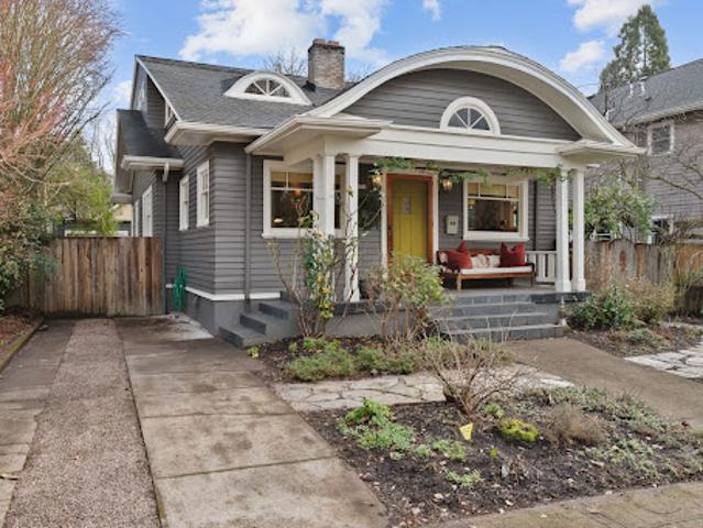 House with garden and terrace
