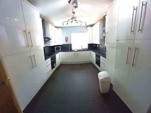 House 7 Bedroom For Rent Dunkirk East Midlands 4216 ES98919319