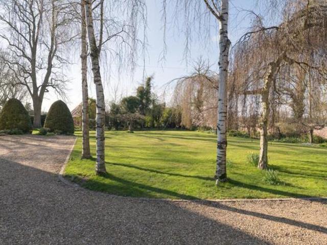 House 7 Bedroom For Sale Central Bedfordshire Central Bedfordshire 2000000 ELS89598826