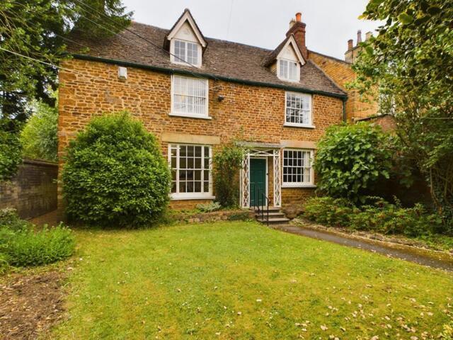 House 7 Bedroom For Sale Kettering Northamptonshire 550000 ES99840043