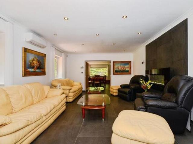 House 7 Bedroom For Sale Markyate Hertfordshire 2550000 ELS99092786