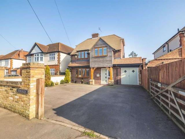 3 Bedroom Detached House