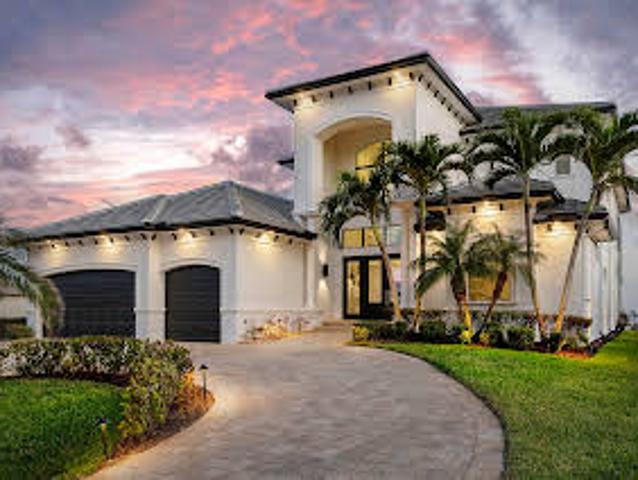 House with pool and garden