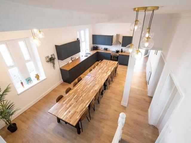 House 8 Bedroom For Sale Bridgend Bridgend 460000 ES99380685