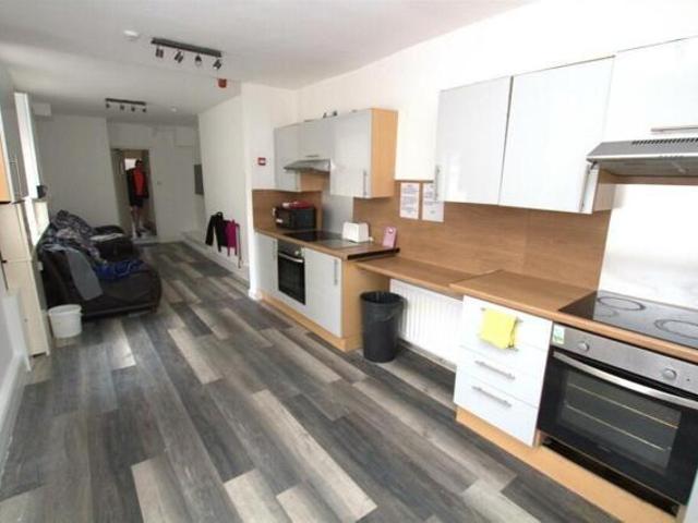 House 8 Bedroom For Sale Middlesbrough Middlesbrough 299999 ES101677353