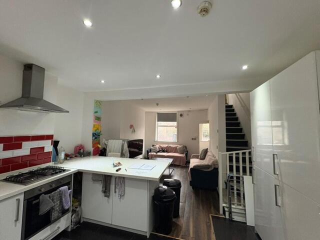 House 8 Bedroom For Sale Nottingham Nottingham 340000 ELS101996324