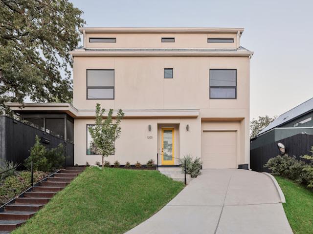 House with terrace
