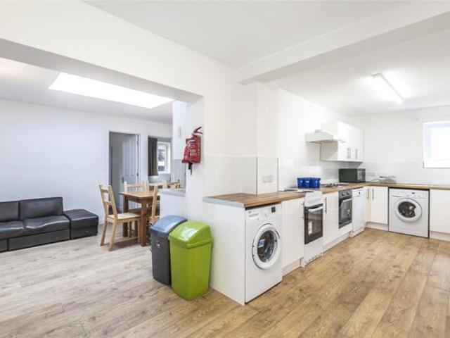 House 9 Bedroom For Sale Guildford Surrey 825000 ES98834938
